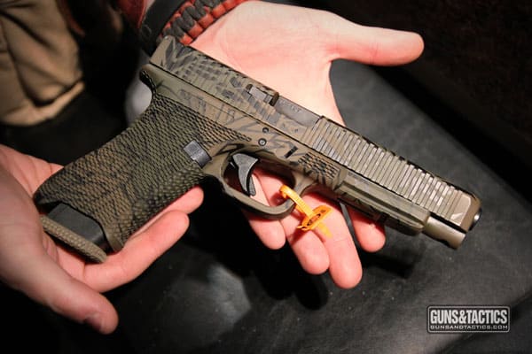 Valkyrie Combat Offers Battle-Savvy Weapon Customization - UN12Magazine