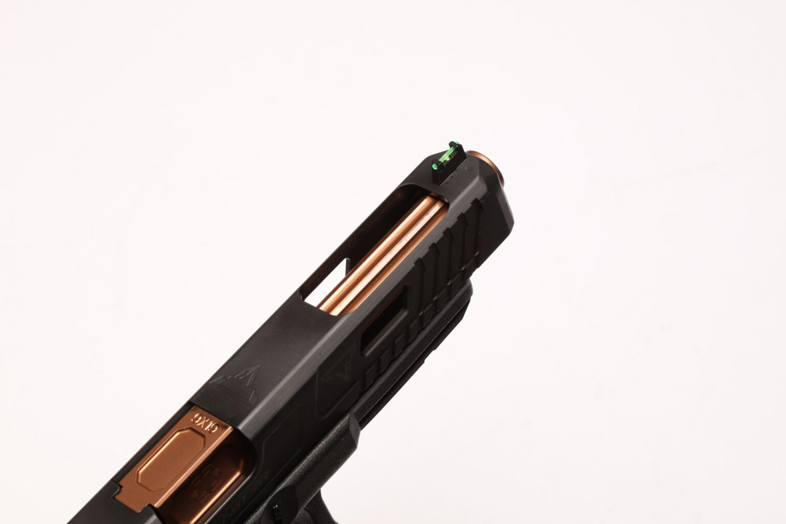 “John Wick III” Vault Guns – UN12Magazine