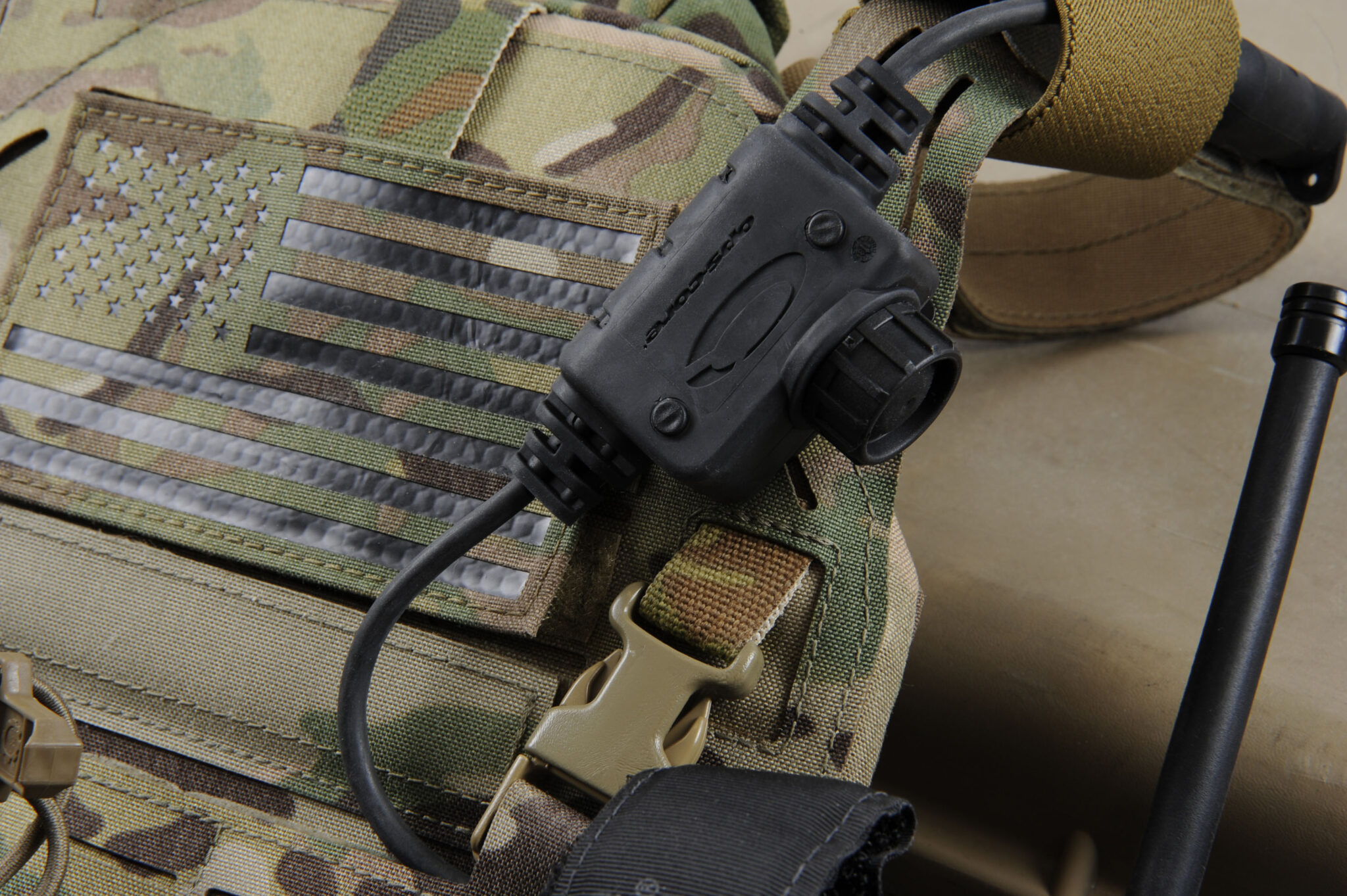 Ops-Core AMP Communication Headset - UN12Magazine