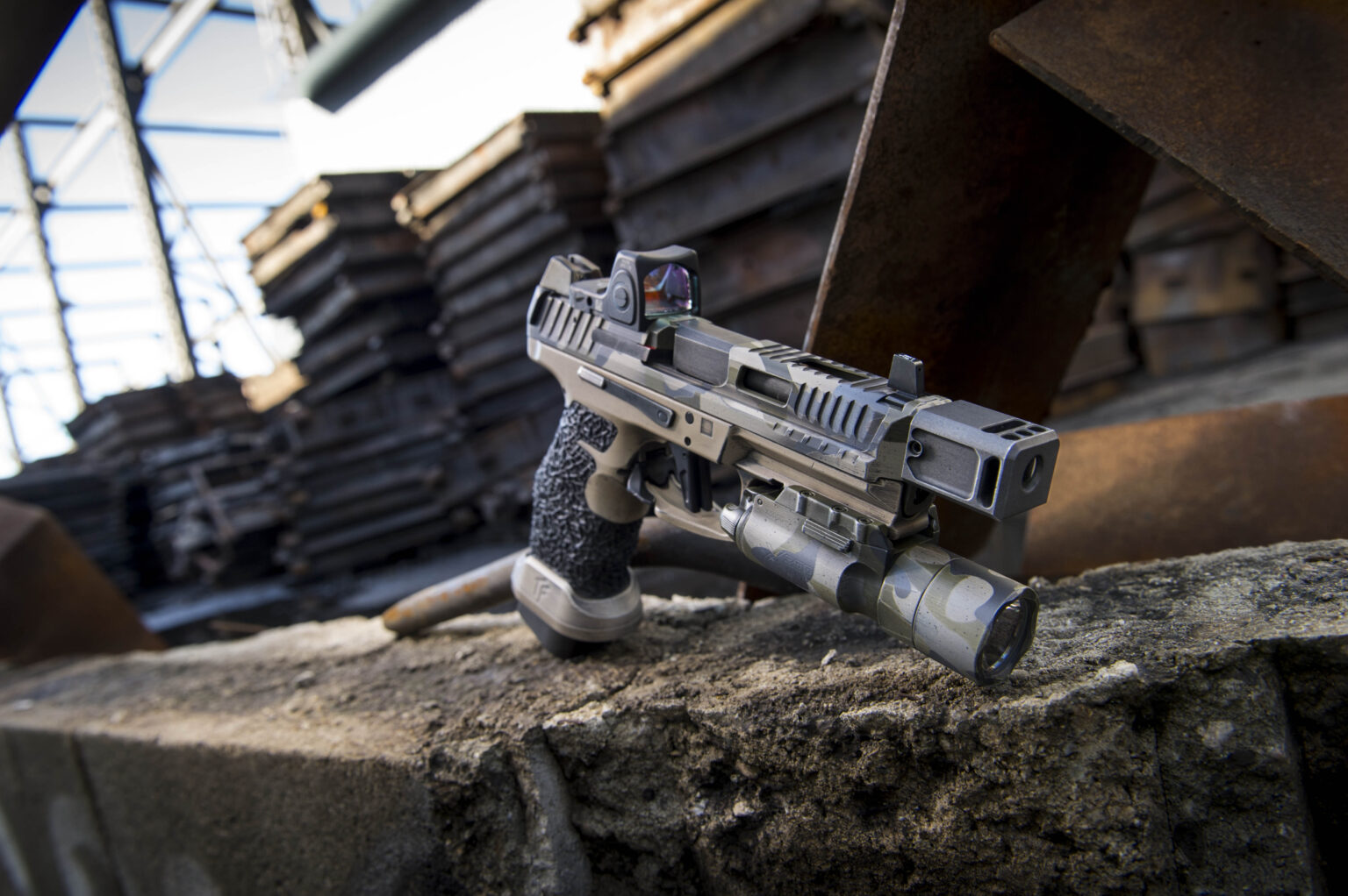 Customized HK VP9 - UN12Magazine