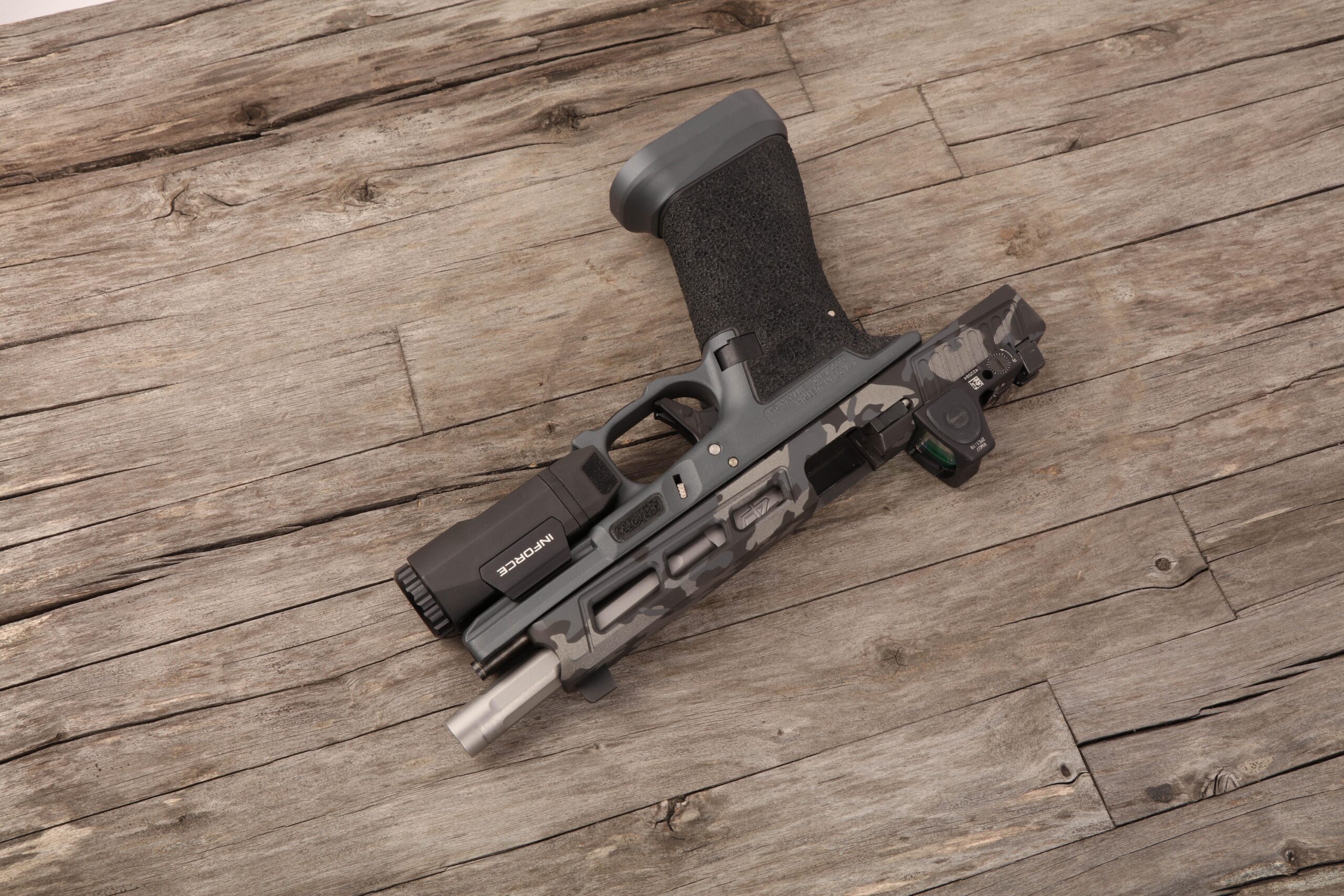 Custom Glock 17 – Gen 3 – UN12Magazine