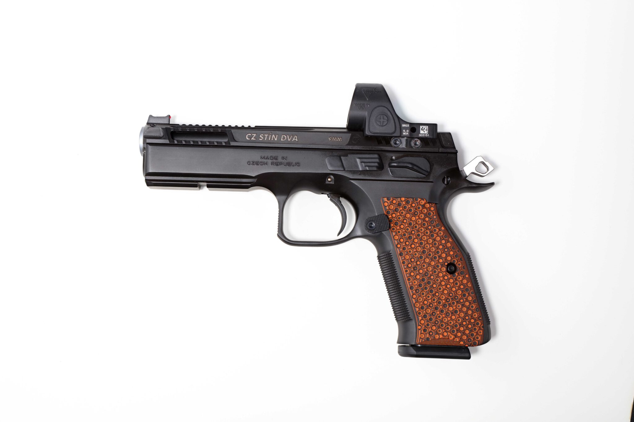 Carry Optics Legal CZ Shadow 2 – UN12Magazine