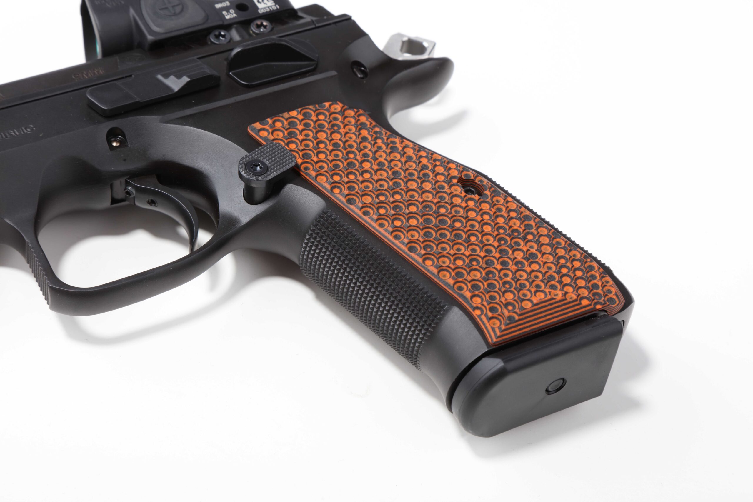 Carry Optics Legal CZ Shadow 2 – UN12Magazine