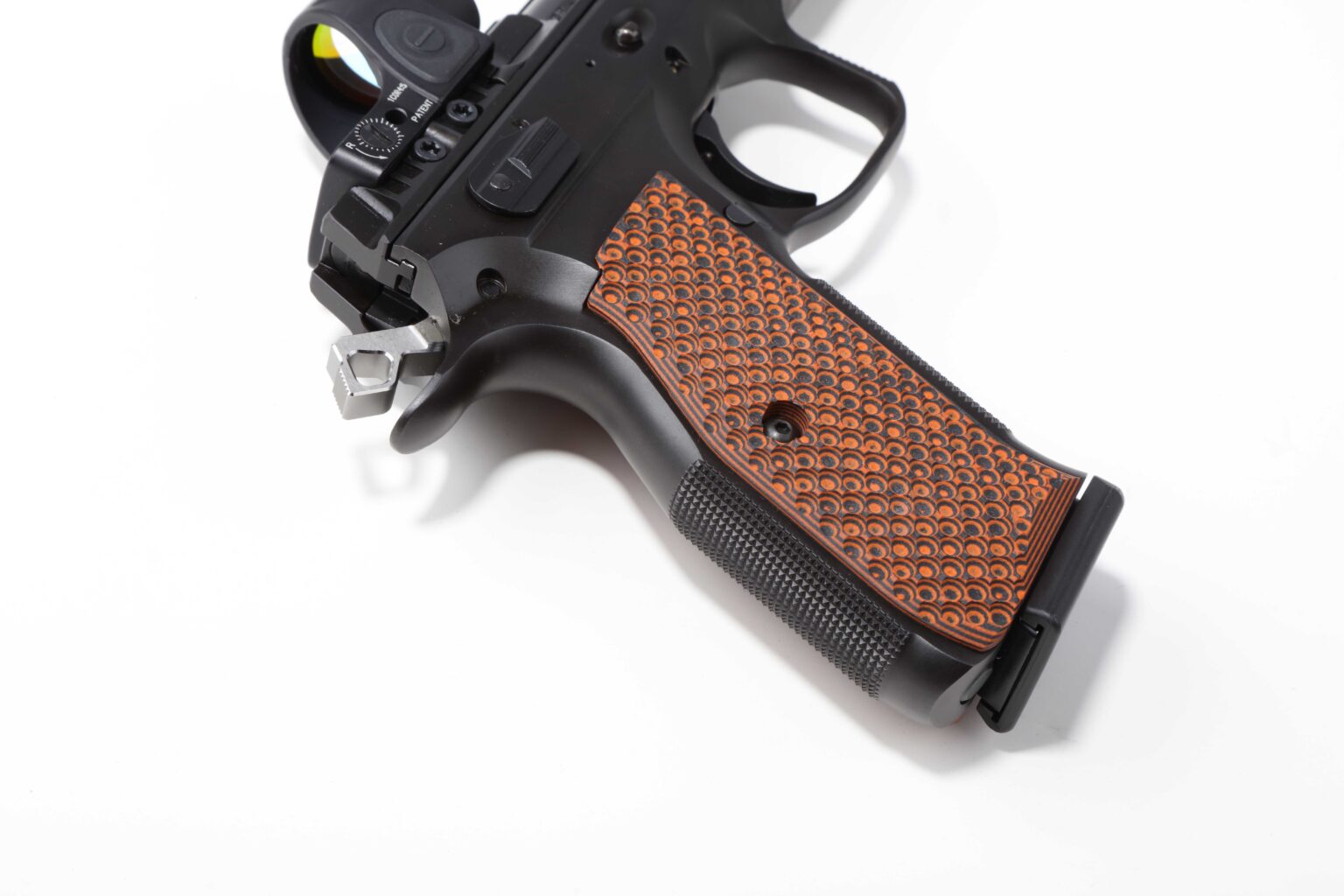 Carry Optics Legal CZ Shadow 2 – UN12Magazine