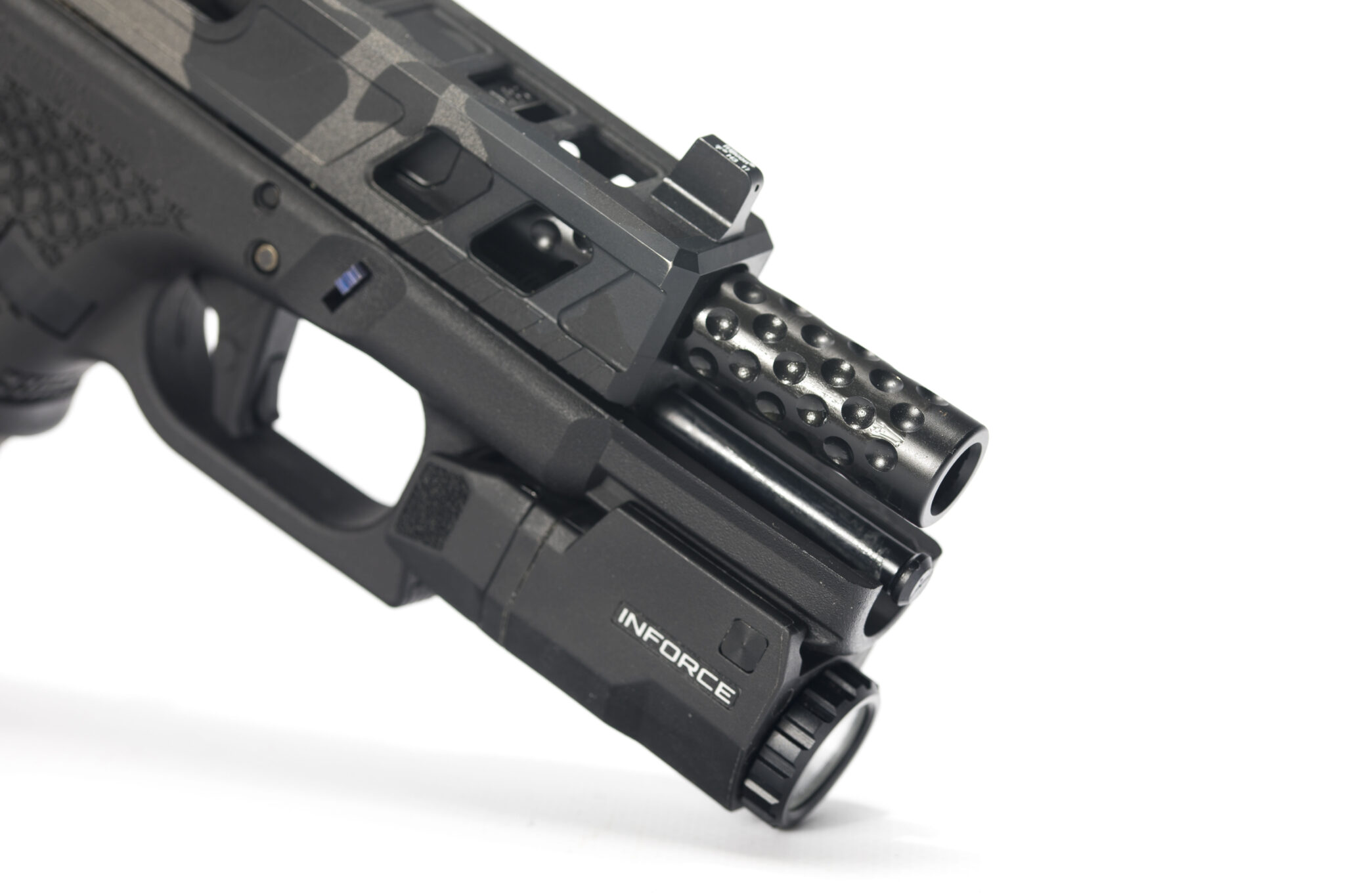 Customized Glock 19 – UN12Magazine