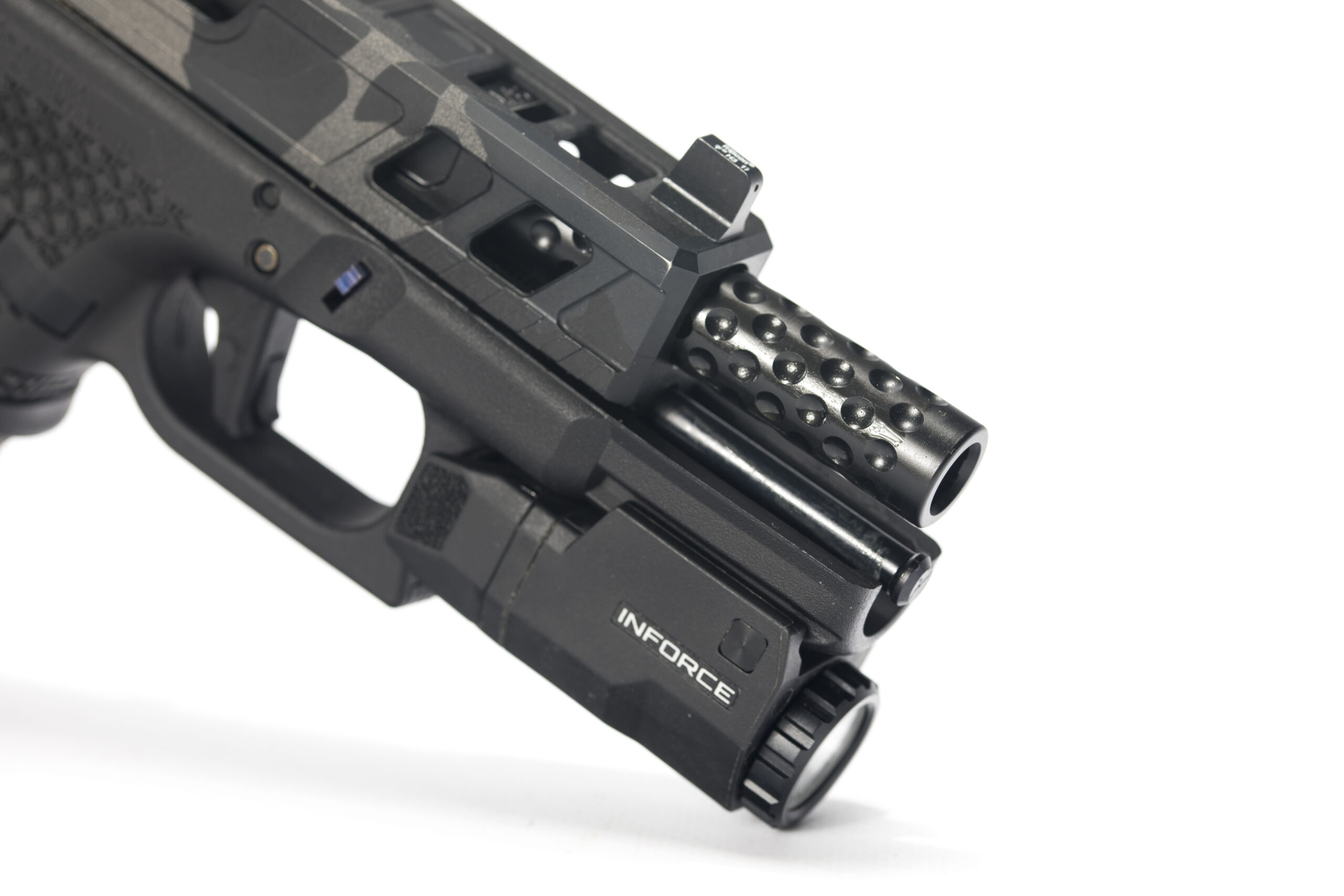 Customized Glock 19 – UN12Magazine