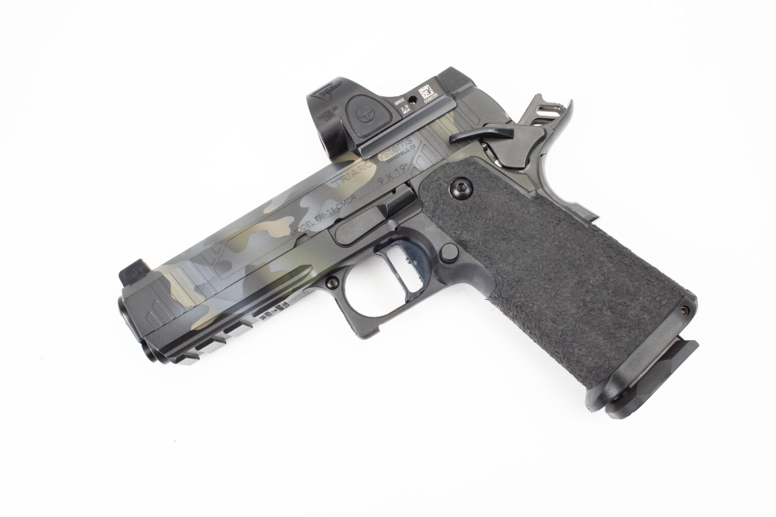 Triarc TRI-11 - UN12Magazine