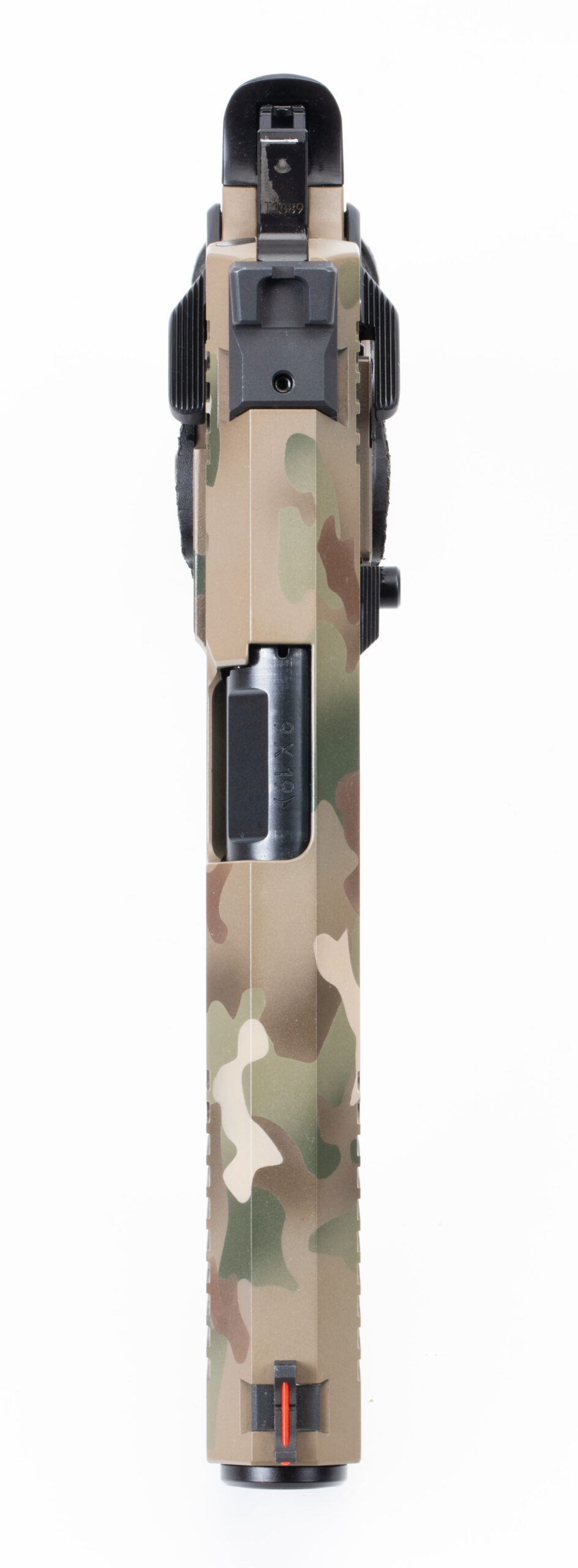 Triarc TRI-11 - UN12Magazine