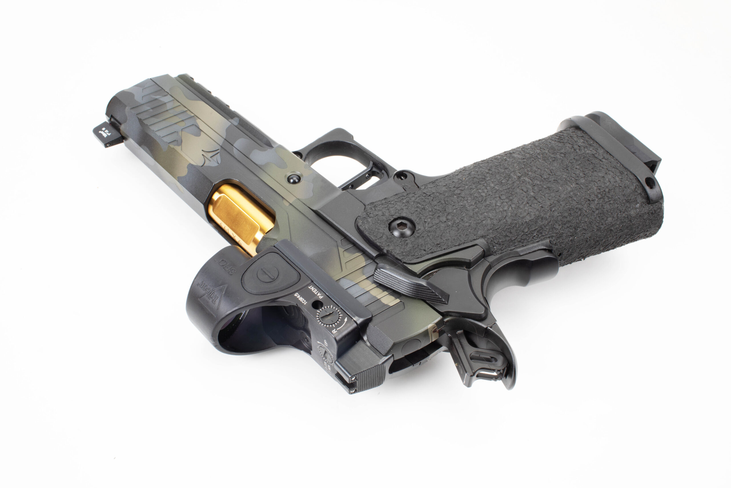 Triarc TRI-11 - UN12Magazine
