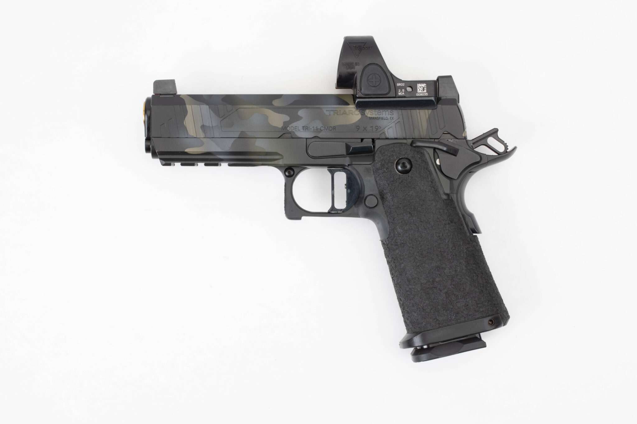 Triarc TRI-11 - UN12Magazine