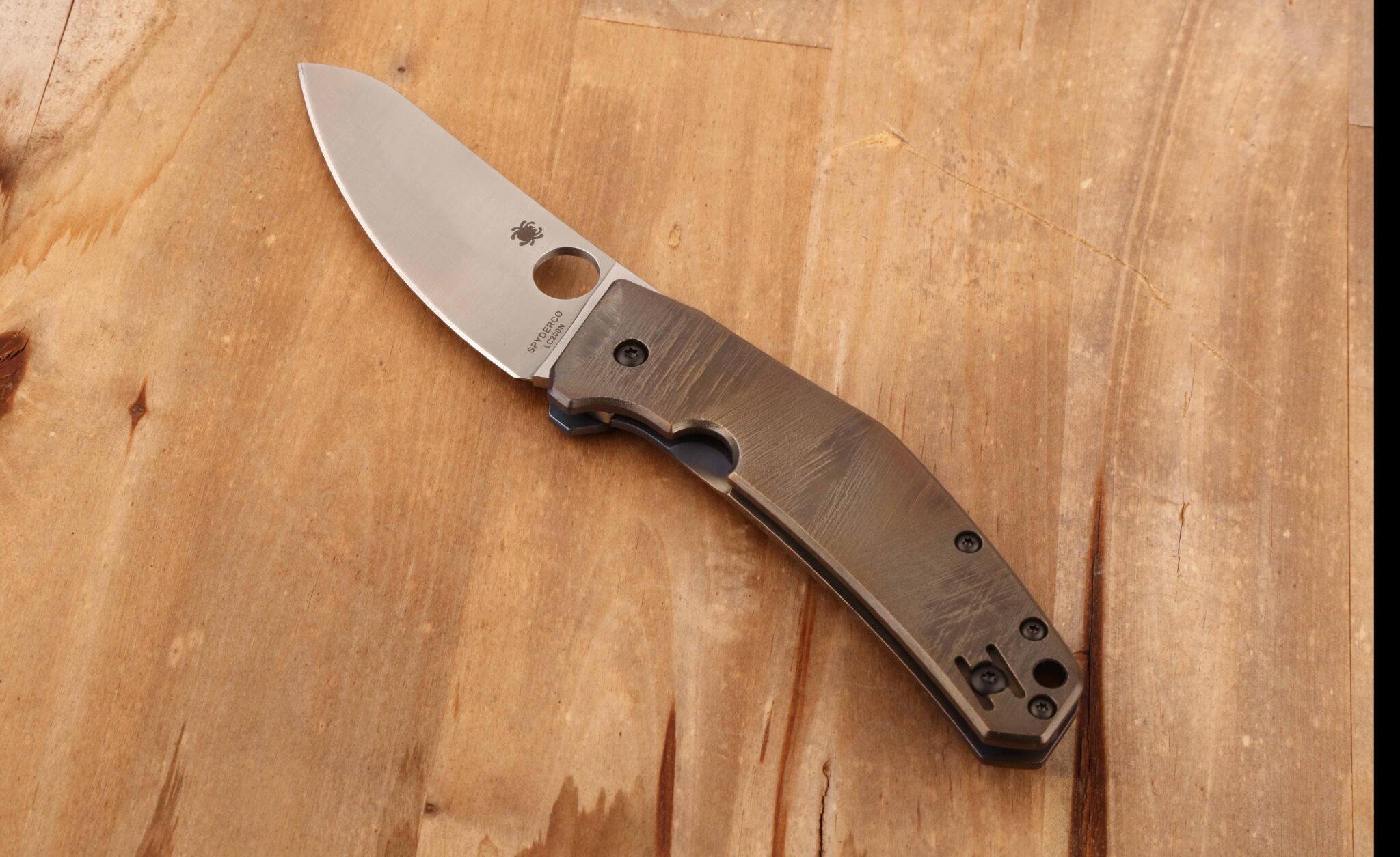 Personalized Spyderco Spydiechef - UN12Magazine