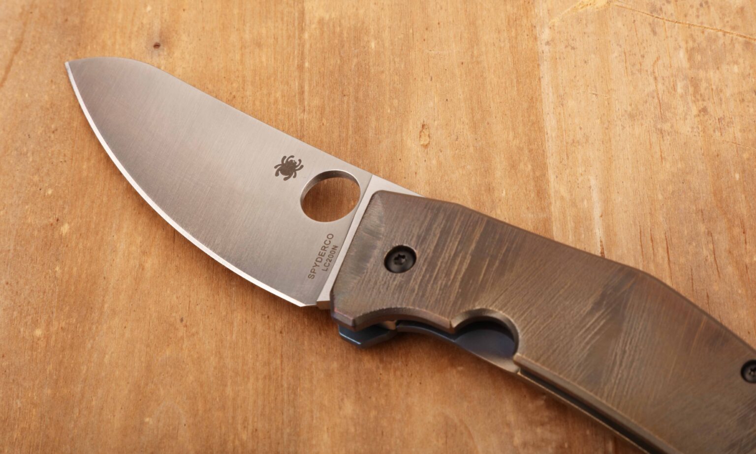 Personalized Spyderco Spydiechef - UN12Magazine