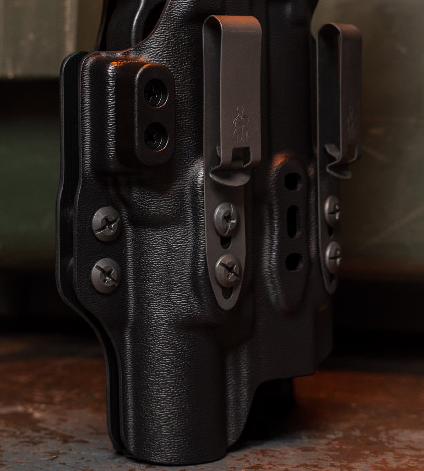 Tenicor Velo Lux Light-Bearing Holster for AIWB Carry